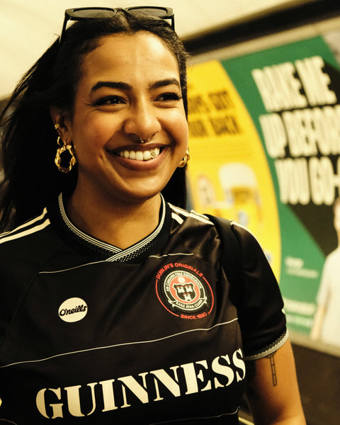 Adult 2025 BLACK GUINNESS Jersey Adult {Regular Fit} – The Bohs Store